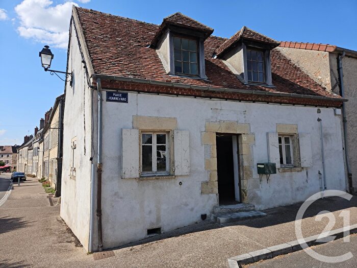 Maison 2 pièces à vendre - Saint-Pierre-le-Moûtier