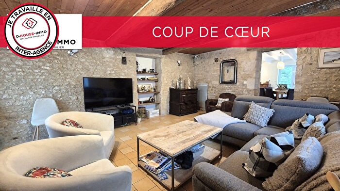 Maison à vendre - Mouzeuil-Saint-Martin - 8 pièces - 4 chambres