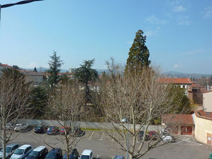 Appartement à louer - Montbrison, Centre-ville - 2 pièces - 1 chambre