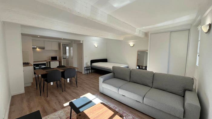 Le Port, Toulon - Appartement 1 pièce à louer