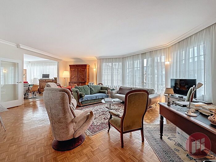 Maison à vendre - Brive-la-Gaillarde - 5 pièces - 3 chambres