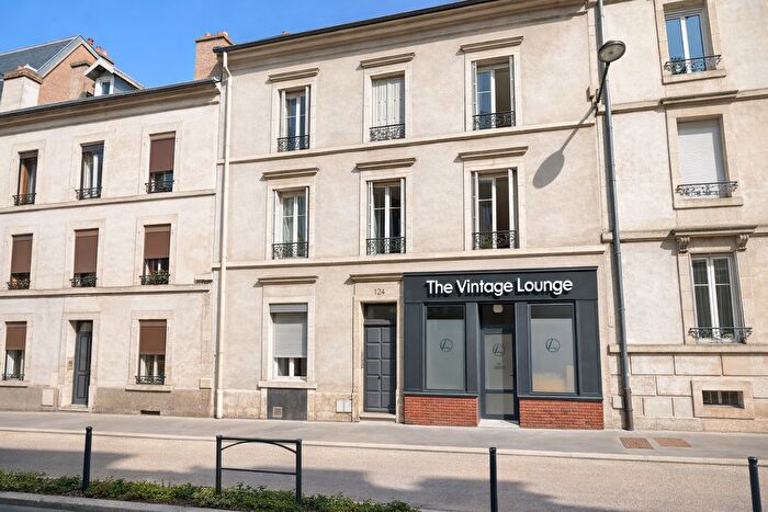 Appartement à louer - Nancy, Mon Désert, Jeanne dArc, Saurupt, Clémenceau - 3 pièces - 2 chambres