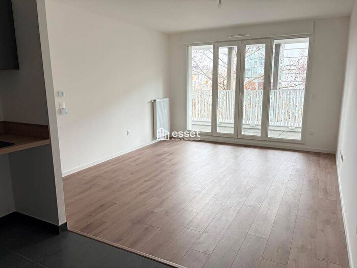 Appartement 2 pièces à Prefecture, Cergy, à louer