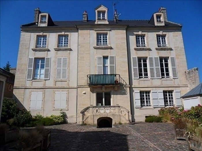 Appartement à vendre - Bayeux, Centre-ville, Saint-Jean - 4 pièces - 3 chambres