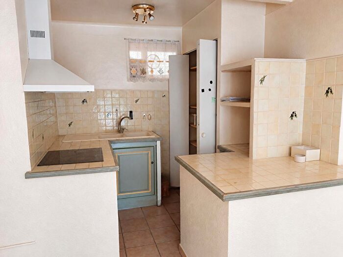 Maison 5 pièces à Orange, Centre-ville, à vendre