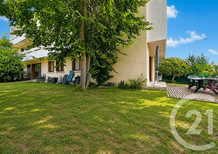 Appartement 4 pièces à Montesson, Centre-ville, à vendre