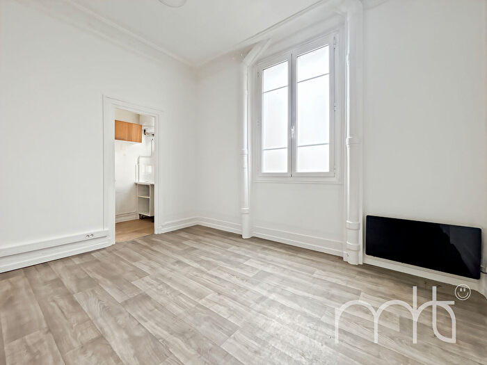 Appartement à vendre - Bois-Colombes, Jean Jaurès - 1 pièce