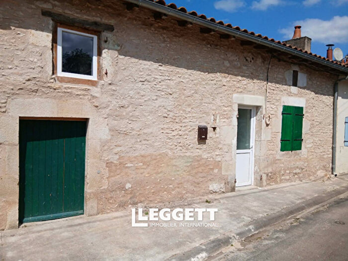Maison 5 pièces à Payroux, à vendre