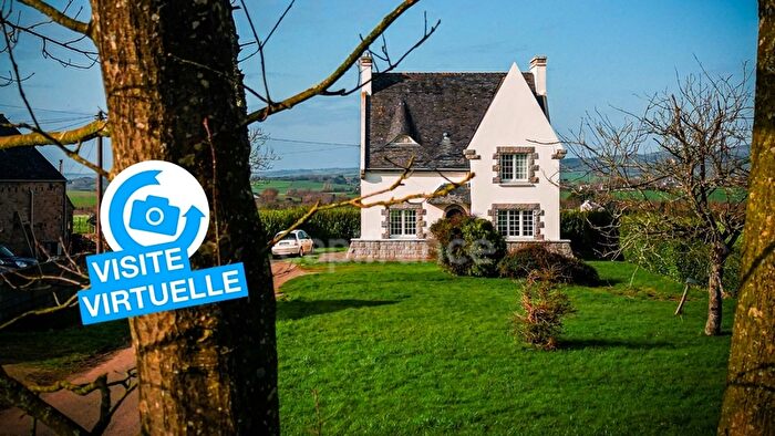 Maison à vendre - Plonévez-Porzay - 5 pièces - 4 chambres