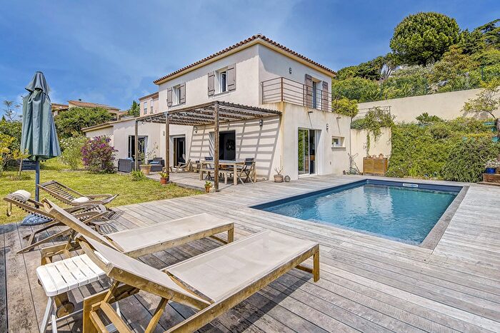 Maison à vendre - Nice, Cessole - 5 pièces - 4 chambres