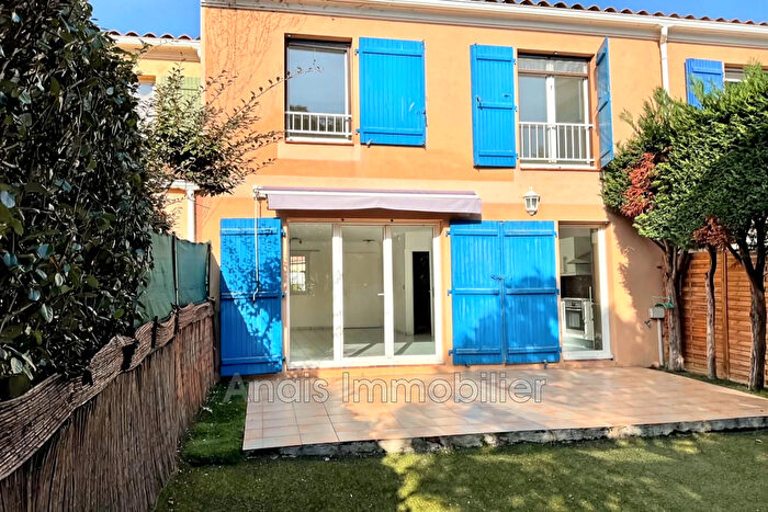 Maison à vendre - Cogolin, Centre-ville, Subeiran, Pas de Grimaud - 4 pièces - 3 chambres