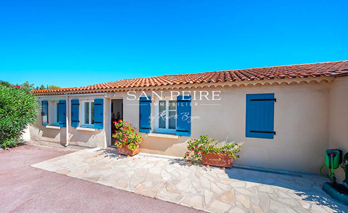 Maison 4 pièces à louer à Roquebrune-sur-Argens