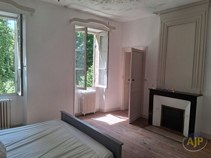 Maison à vendre - Vertheuil - 13 pièces - 5 chambres