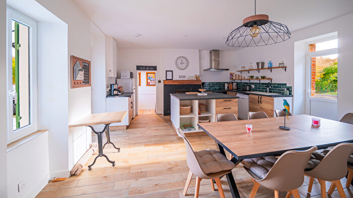 Maison à vendre - Yvré-lévêque - 6 pièces - 4 chambres