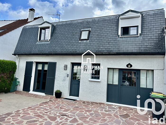 Maison à vendre - Morangis - 6 pièces - 3 chambres