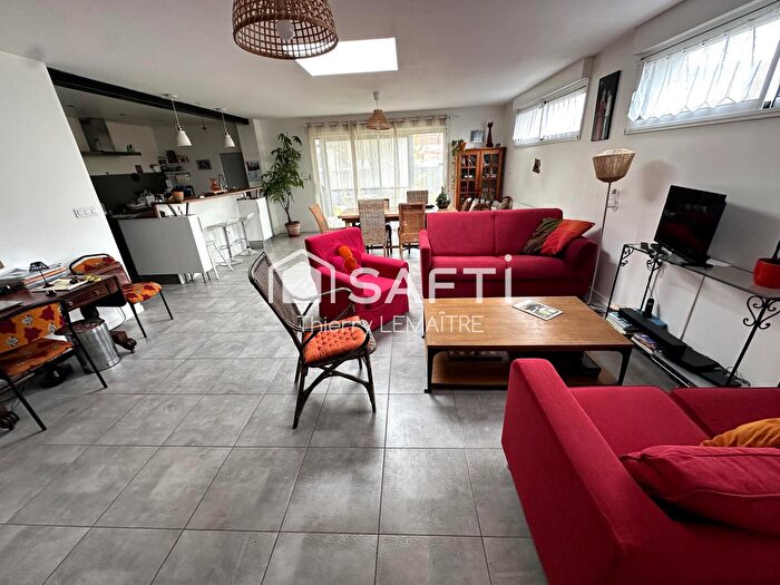 Maison à vendre - Sangatte - 6 pièces - 4 chambres