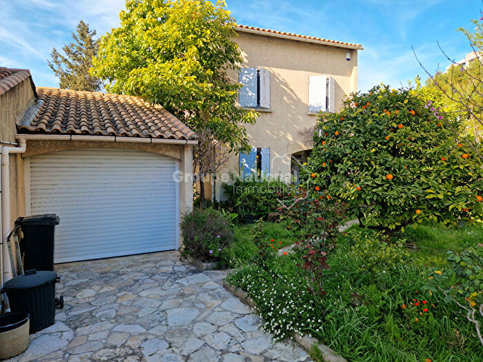 Maison à vendre - Marseille e , Les Caillols - 5 pièces - 4 chambres