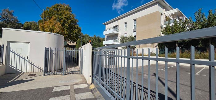Saint Mitre, Marseille 13ème arrondissement : Appartement 2 pièces à louer