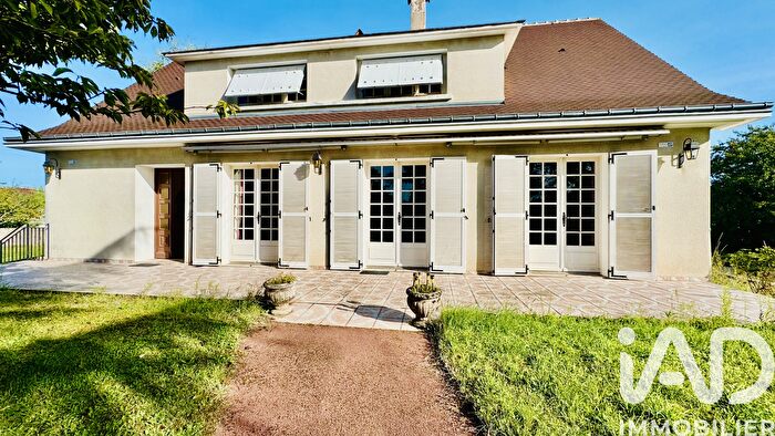 Maison à vendre - Selles-sur-Cher - 8 pièces - 5 chambres