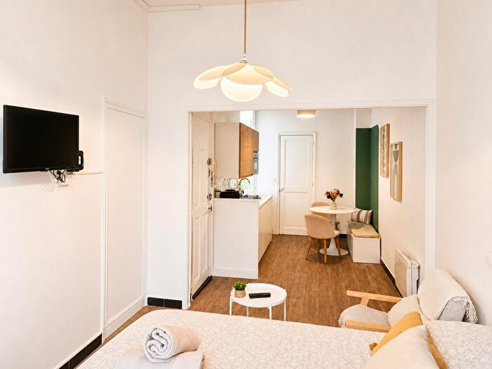 Appartement 1 pièce à vendre à Avignon, Magnanen, Teinturiers
