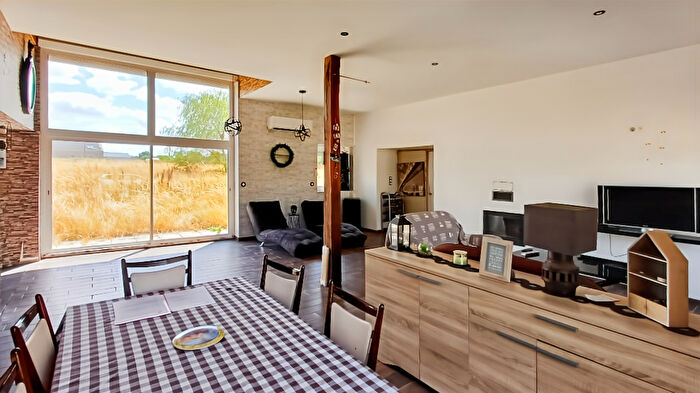 Maison à vendre - Vicq-Exemplet - 8 pièces - 4 chambres