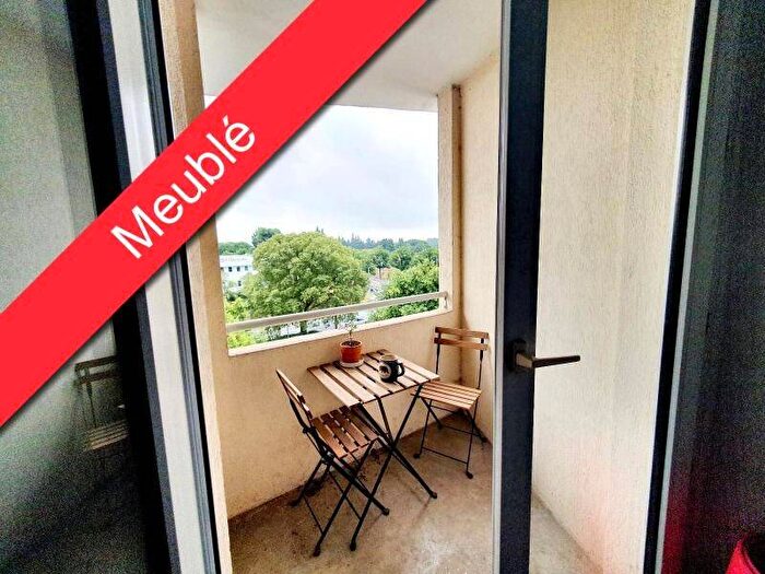 Appartement à louer - Capouchiné, Nîmes - 1 pièce