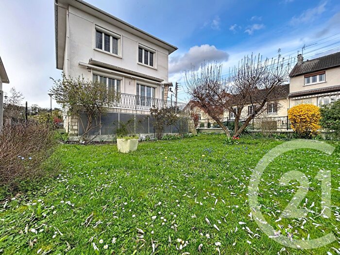 Maison à louer - Deuil-la-Barre, Centre-ville, Côte - 7 pièces - 5 chambres