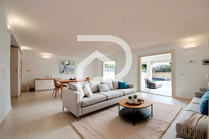 Maison à vendre - Saint-Laurent-dAigouze - 5 pièces - 3 chambres