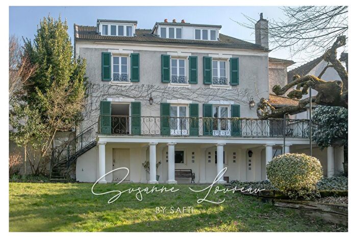Maison à vendre - Létang-la-Ville - 10 pièces - 6 chambres