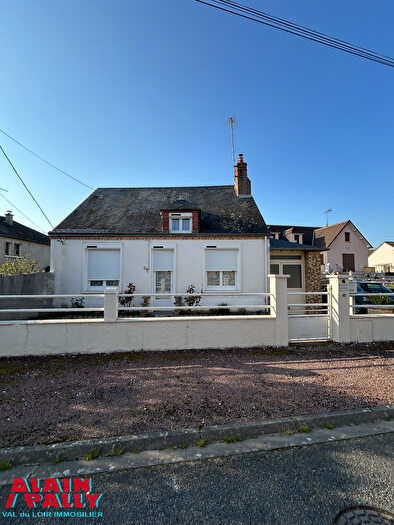 Maison à louer - Lanneray - 4 pièces - 3 chambres