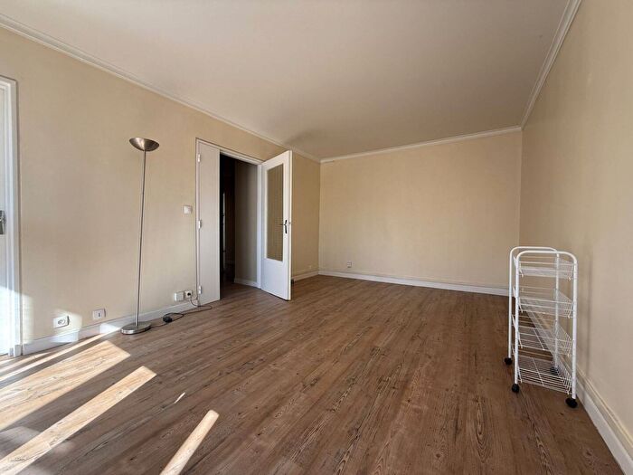 Appartement à louer - Saint-Denis - 3 pièces - 2 chambres