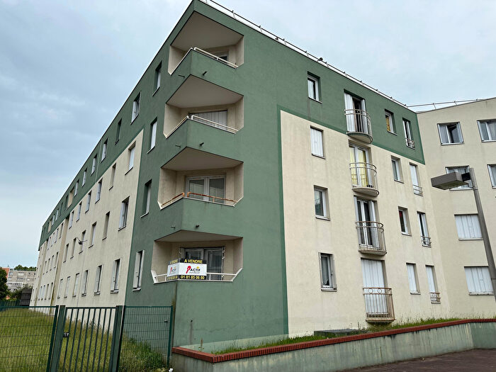 Appartement à vendre - Évry, Les Pyramides - 4 pièces - 3 chambres