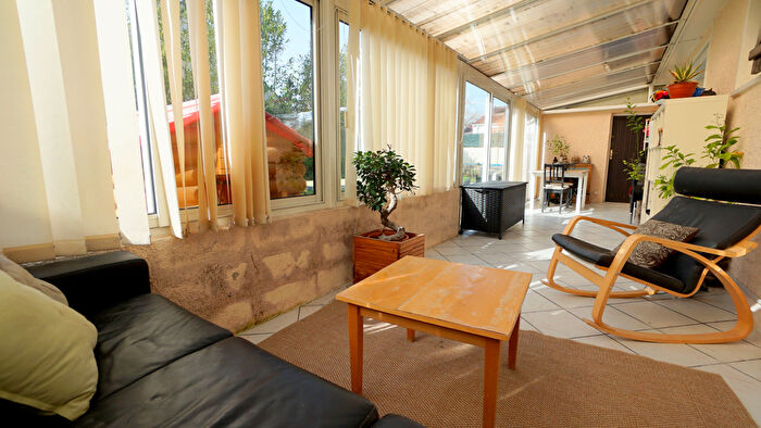 Maison à vendre - Épône - 5 pièces - 3 chambres