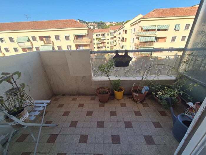 Nice, Poètes - Appartement 2 pièces à louer