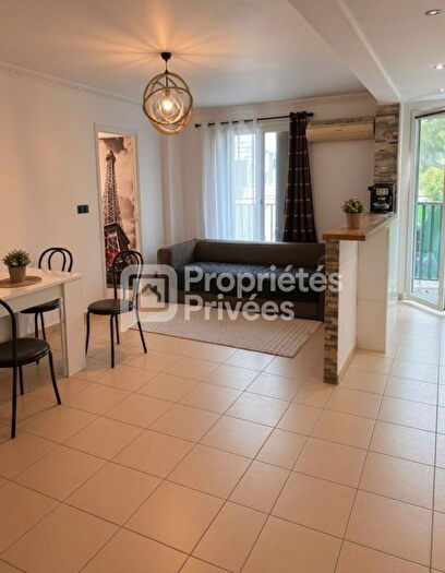 Appartement 3 pièces à vendre - Vallauris, Golfe Juan, Vieux Port