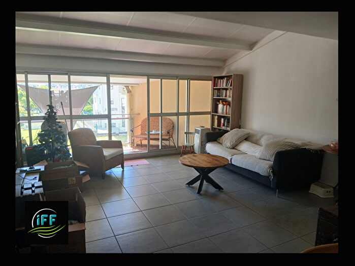 Appartement à louer - Saint-Denis, Le Butor, Champ-Fleuri, Sainte-Clotilde - 4 pièces - 3 chambres