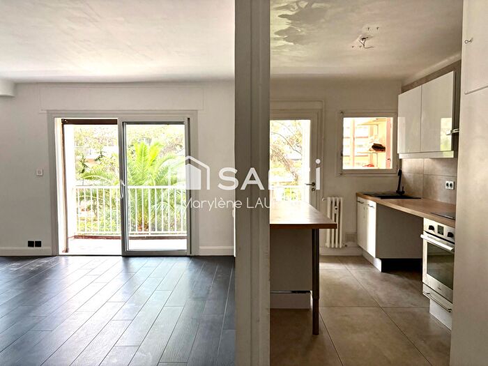 Appartement à vendre - Toulon, La Serinette, La Barre - 3 pièces - 2 chambres