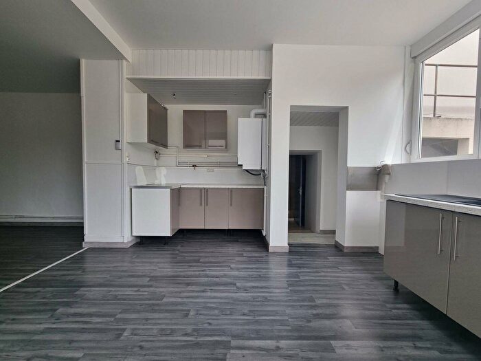 Appartement 5 pièces à Château-Salins, à louer