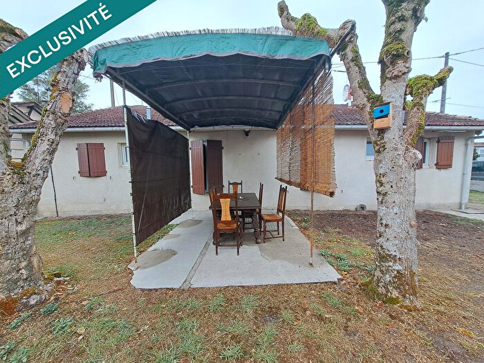Maison 6 pièces à vendre à Roquefort