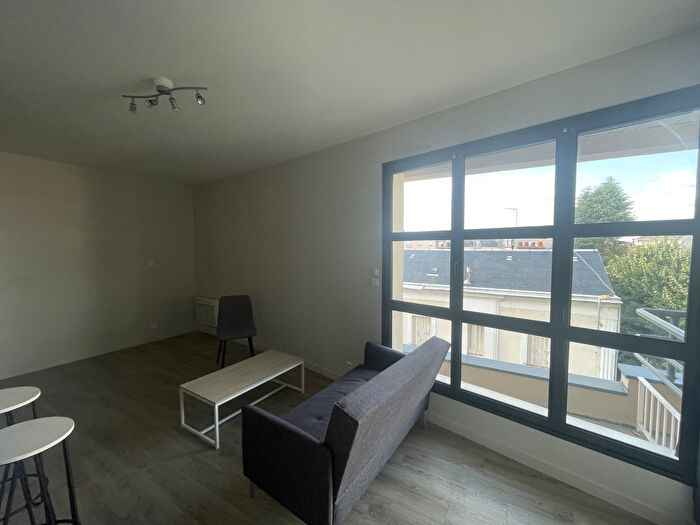 Limoges, Centre-ville, Hôtel de Ville, Emailleurs - Appartement 1 pièce à louer