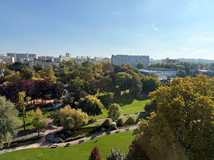 Appartement à vendre - Vanves, Centre Saint-Rémy - 5 pièces - 4 chambres