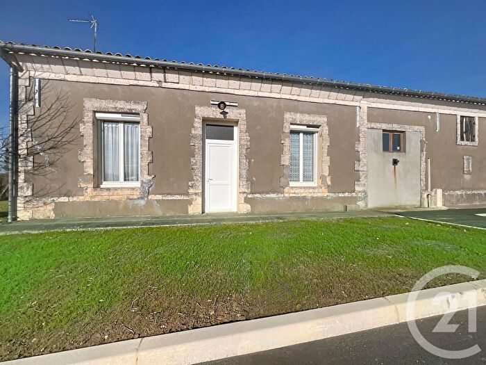 Maison à vendre - Montpon-Ménestérol - 4 pièces - 3 chambres