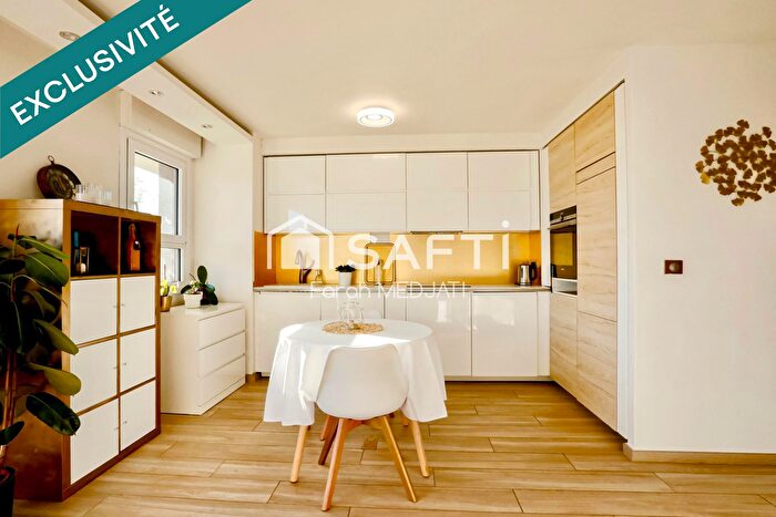 Appartement à vendre - Nanterre, Centre-ville - 3 pièces - 2 chambres