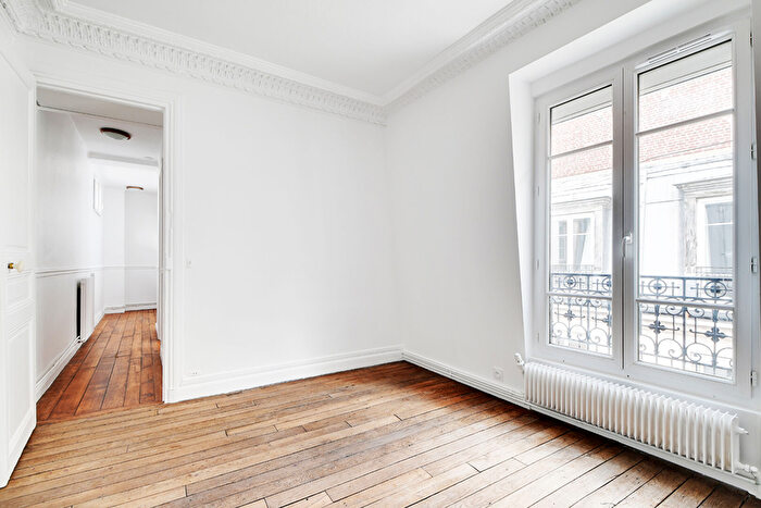 Appartement à vendre - Paris e , Simplon, Poissonniers - 2 pièces - 1 chambre