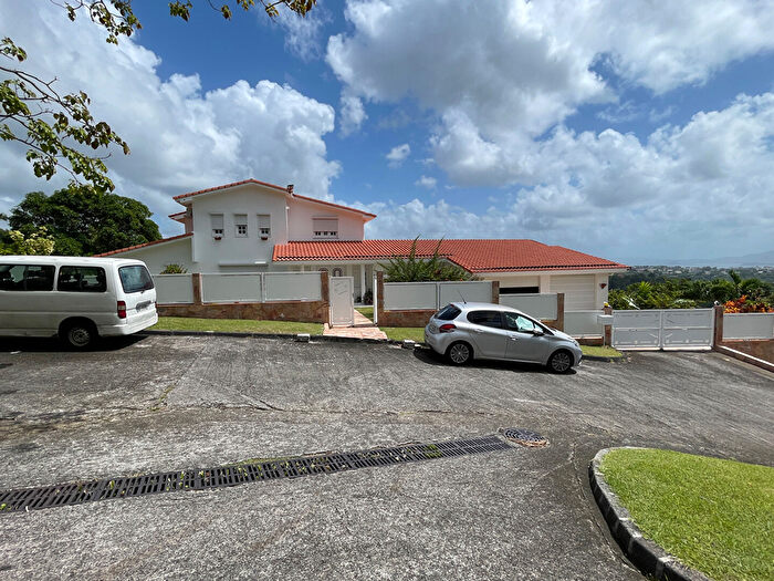 Maison à vendre - Sch lcher, Schoelcher - 10 pièces - 8 chambres