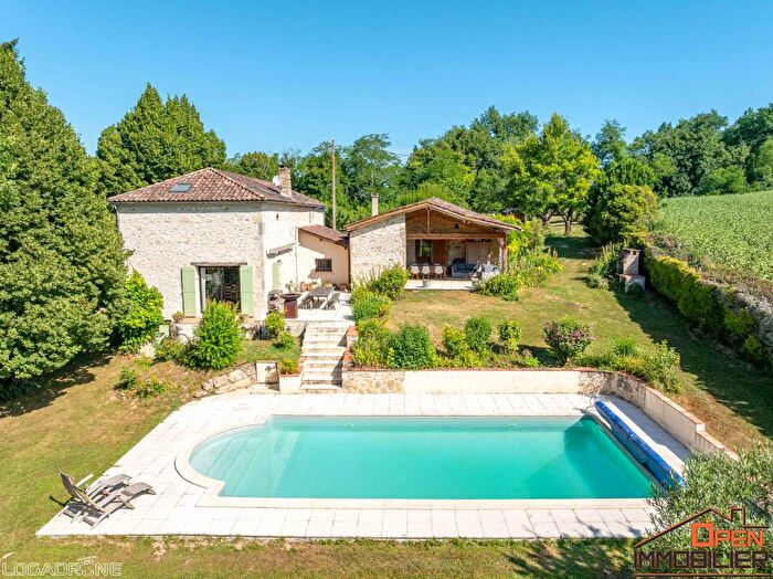 Maison à vendre - Montpezat - 7 pièces - 5 chambres