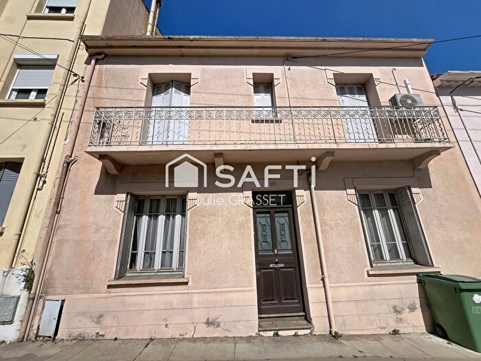 Maison à vendre - Béziers, Champ de Mars - 6 pièces - 5 chambres