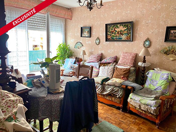 Appartement à vendre - Brive-la-Gaillarde, Le Rocher Coupé, Breuil, Malecroix - 2 pièces - 1 chambre