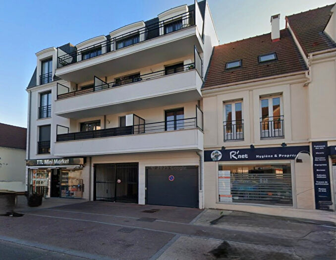 Appartement à louer - Sainte-Geneviève-des-Bois, Hôtel de Ville - 2 pièces - 1 chambre