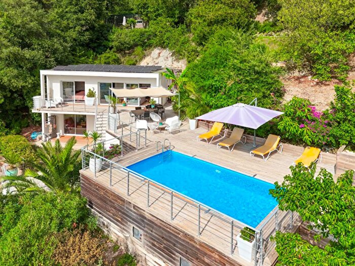 Maison 6 pièces à Drap, à vendre